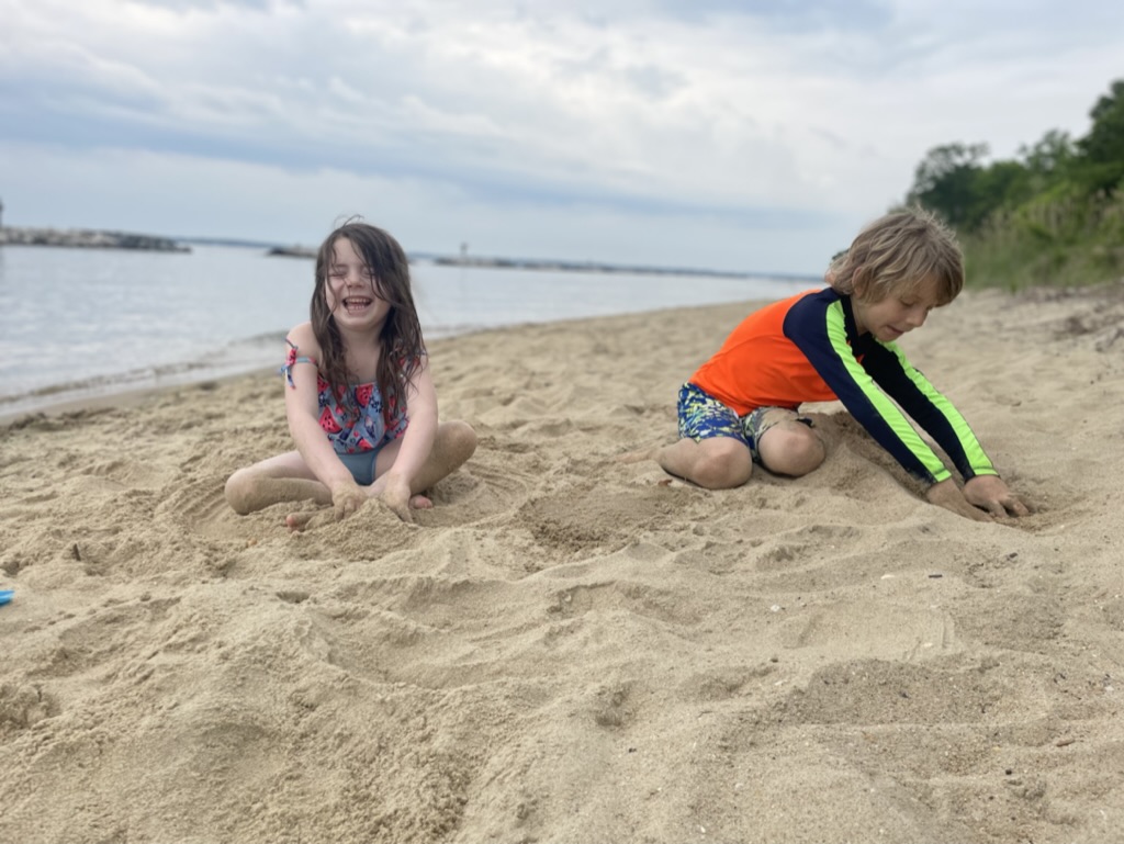 Beverly Triton – Beachin' with Bonnie… and her Babes